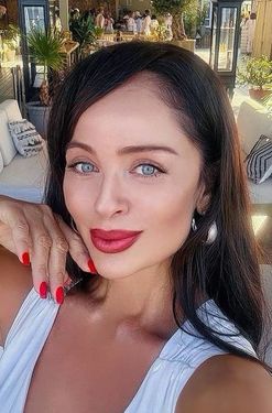 Meet Russian Brides Over 50 for Dating - uadates.com